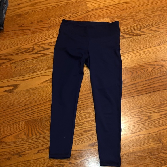Fabletics | Pants & Jumpsuits | Fabletics Capri Legging | Poshmark